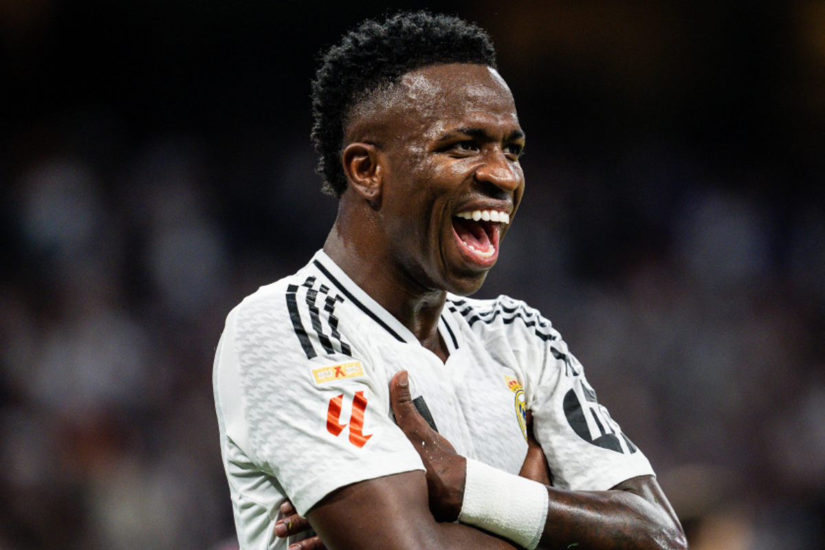 TOP 5 bilionário! “Messi imprime dinheiro” e Vini Jr se junta à elite ...